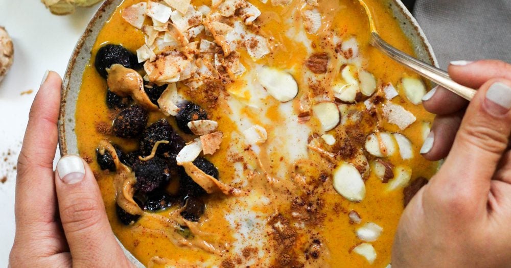 Turmeric Ginger Bone Broth Smoothie Bowl – What Great Grandma Ate
