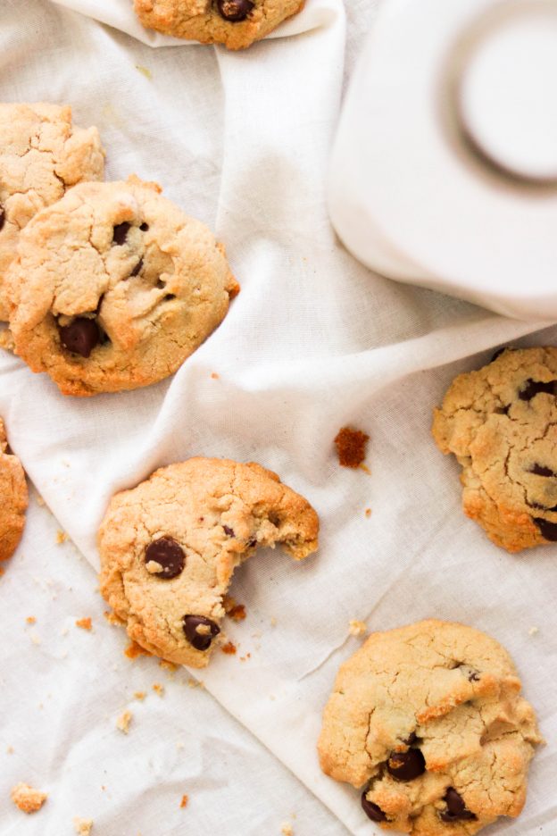 Nut-Free Cassava Flour Chocolate Chip Cookies (Paleo, Vegan, Gluten ...