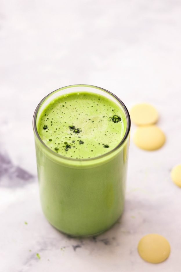White Chocolate Matcha Latte (Paleo, Whole30, Keto, Vegan) – What Great ...