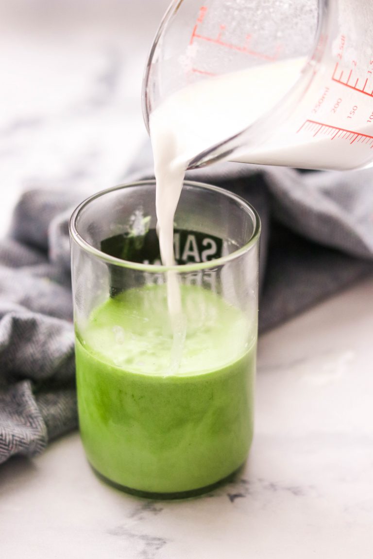 White Chocolate Matcha Latte (Paleo, Whole30, Keto, Vegan) – What Great ...