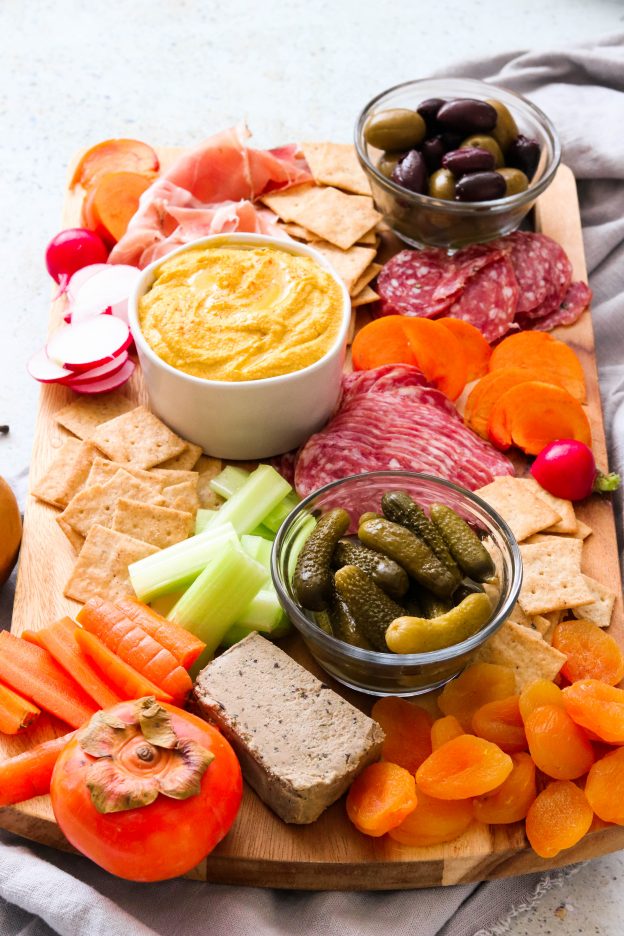How to Make a Paleo Charcuterie Board – What Great Grandma Ate