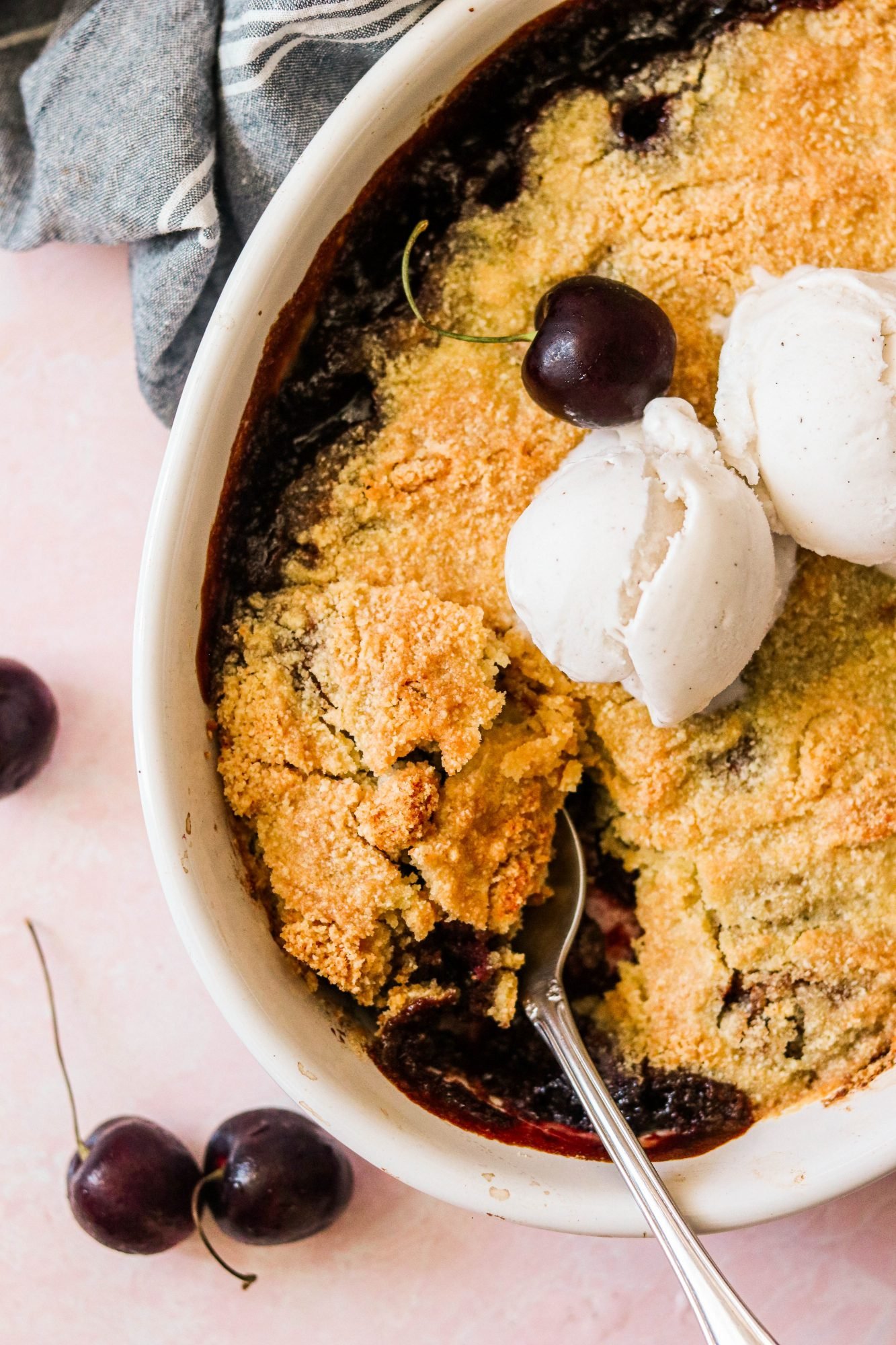 Vegan & Paleo Cherry Crumble (with Fresh or Frozen Cherries) – What ...