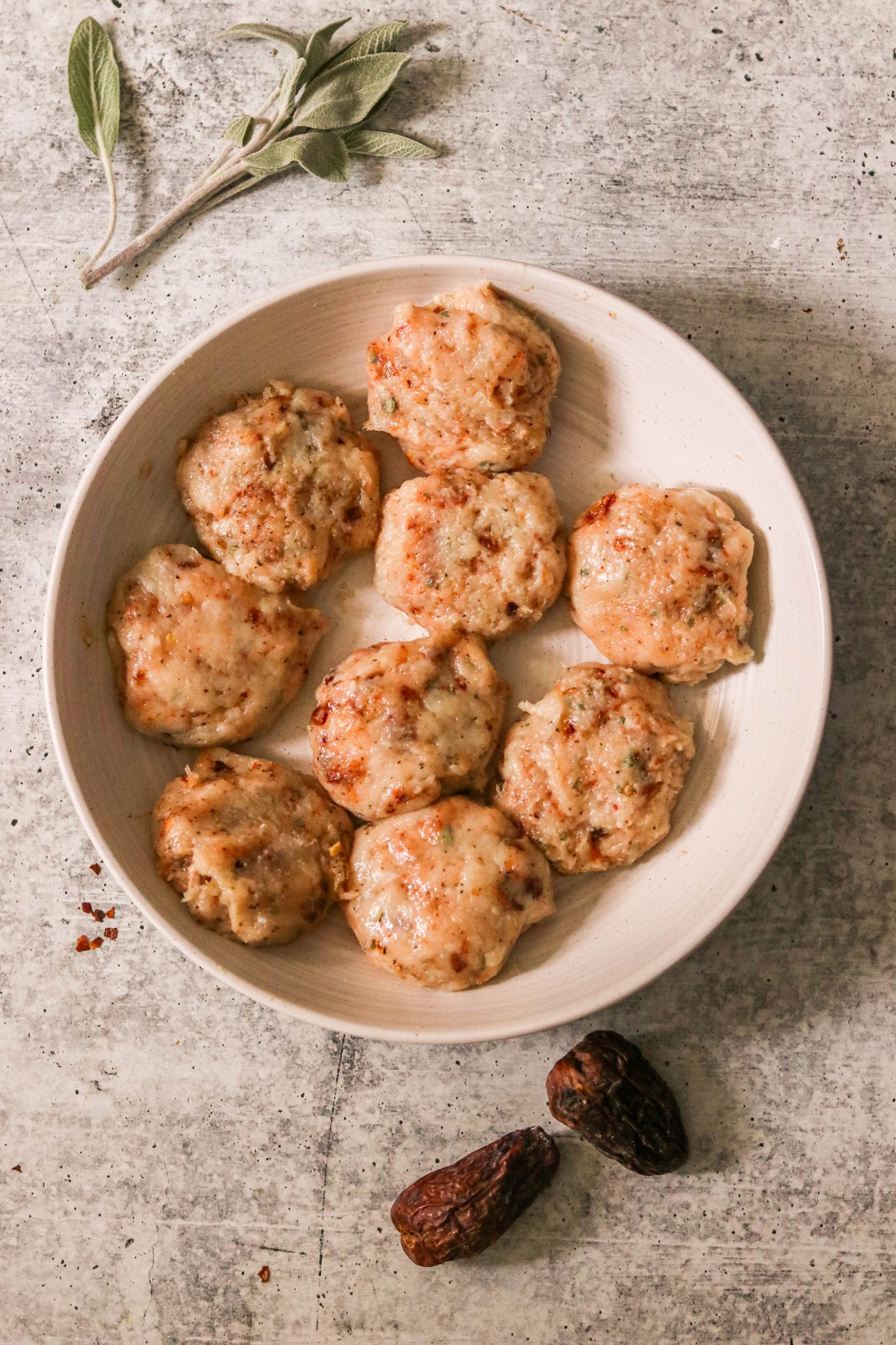 Chicken Breakfast Sausage Recipe (Paleo, Whole30) - Quick & Easy!