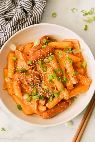 Creamy Rose Tteokbokki Recipe (Korean Rice Cakes)