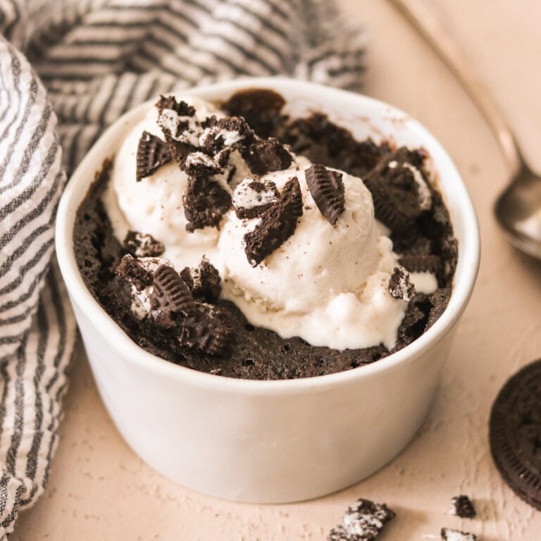 Easy Oreo Mug Cake Recipe (Regular or Gluten-Free)