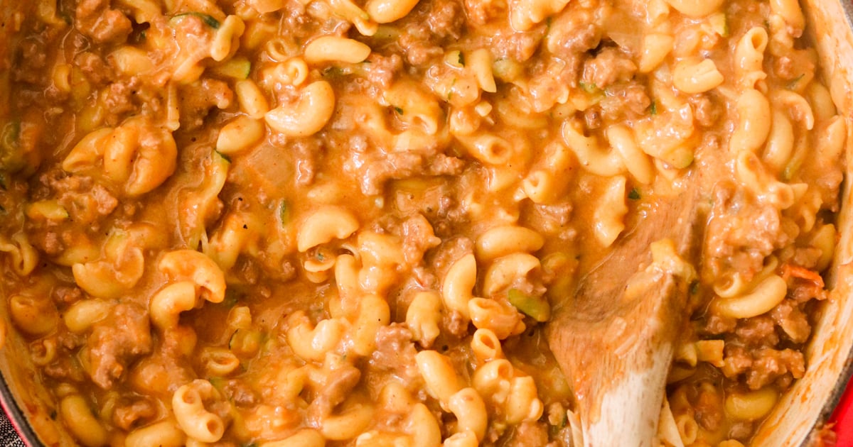 Easy Homemade Hamburger Helper (One Pot Meal!)