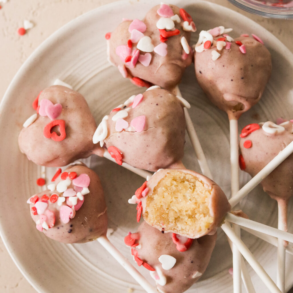 How to Make Heart-Shaped Valentine's Cake Pops