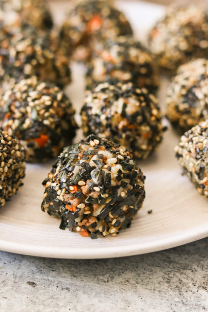 Easy Korean Rice Balls (Jumeokbap Recipe 주먹밥) – What Great Grandma Ate