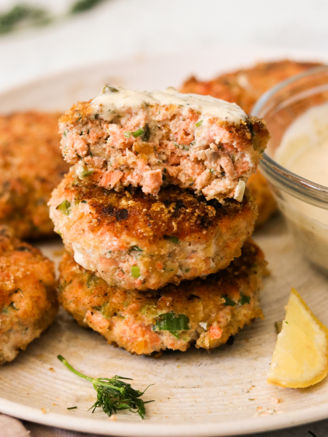 Easy Salmon Cakes – What Great Grandma Ate